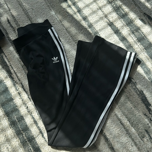 adidas | Pants & Jumpsuits | Adidas Flared Leggings | Poshmark